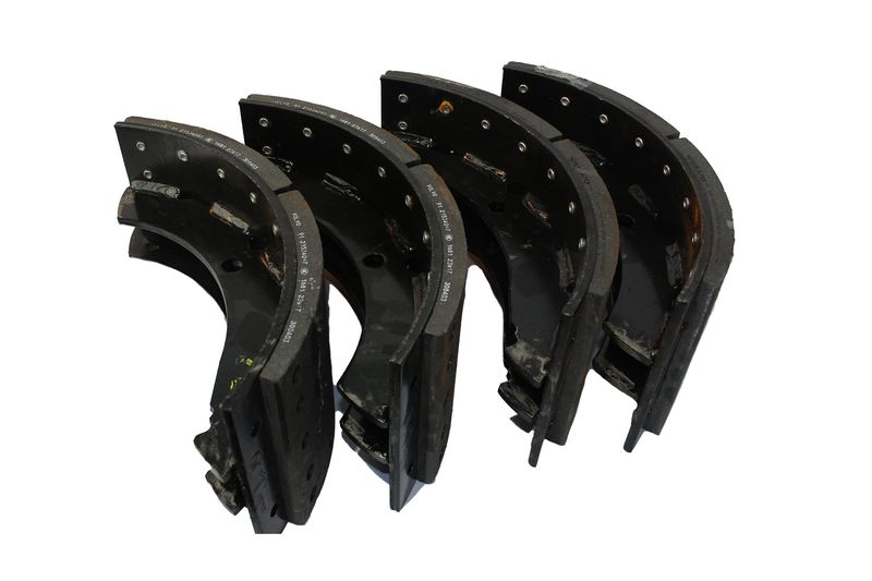 JG. SAPATA COM LONA FREIO DIANTEIRO 175MM CAMINHÃO VOLVO - Dex Peças